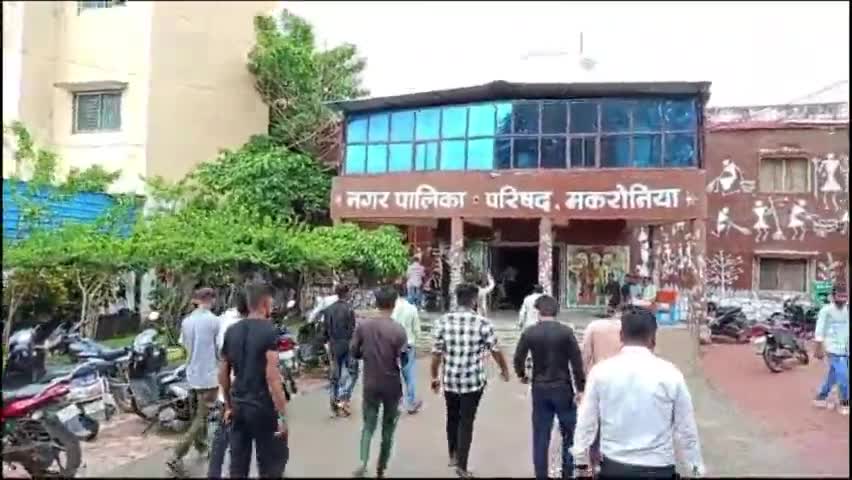 सागर नगर: मकरोनिया मे अधूरे रोड और वार्डो अन्य समस्याओं को लेकर शिवसेना ...