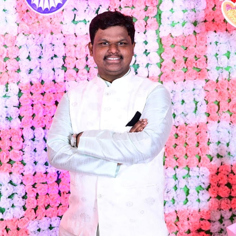 Karvir, Kolhapur : करवीर: निवडणूक निकालानंतर रमणमळा मतमोजणी केंद्रांवर ...