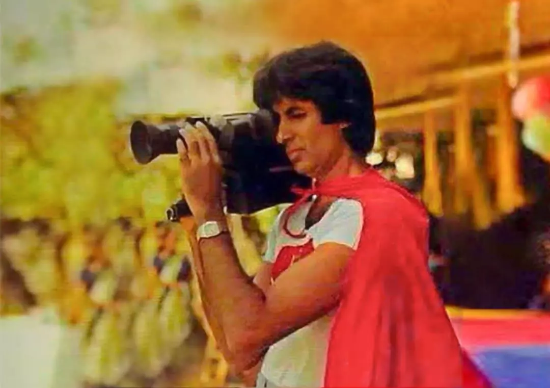 Wish I could turn into Superman & end this pandemic: Big B on ...